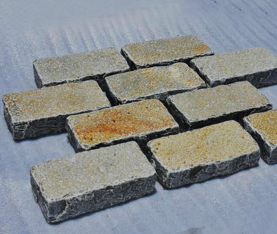 Tundar Yellow Limestone Setts Tumbled | Stone Paving Direct