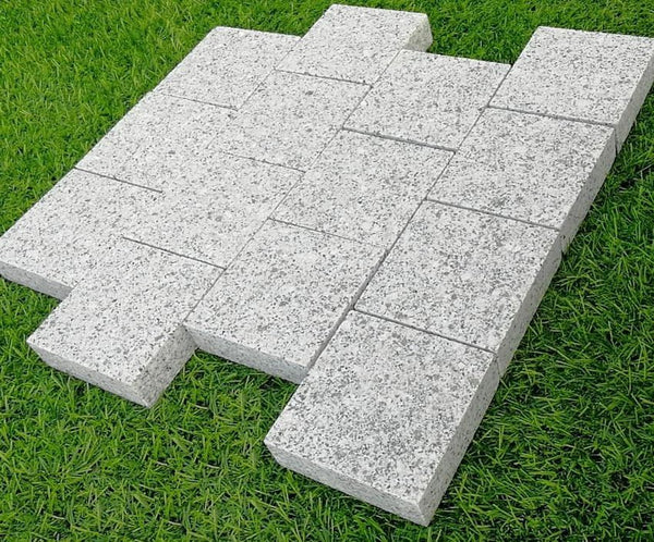 Silver Granite Setts for Edging Stones 100x100x30 | Stone Paving Direct