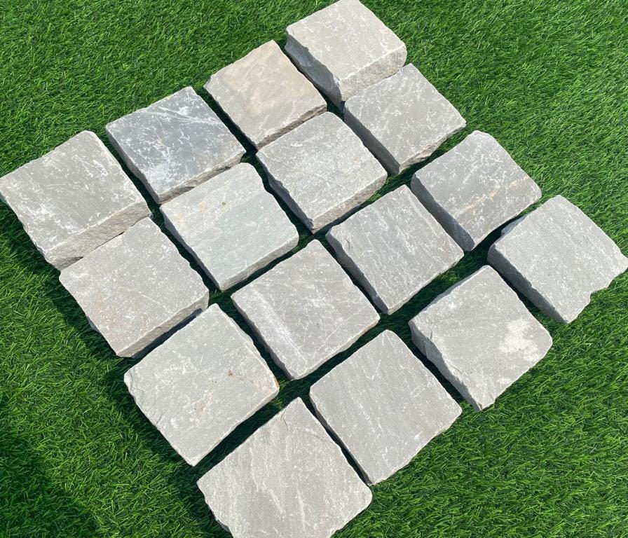 Kandla Grey Indian Sandstone Setts & Cobbles 100x100x50 | Stone Paving ...