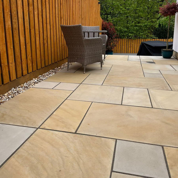 Smooth Mint Fossil Indian Sandstone Paving Patio Packs | Stone Paving ...