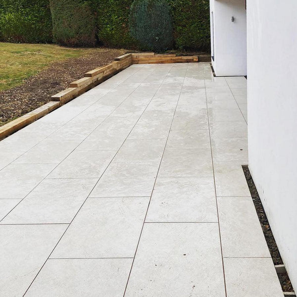 Quartz White Outdoor Porcelain Tiles 900 x 600 | Stone Paving Direct