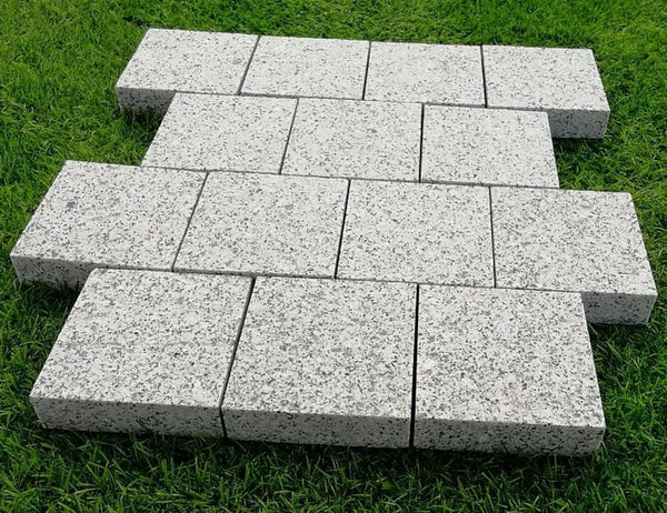 Silver Granite Setts for Edging Stones 100x100x30 | Stone Paving Direct