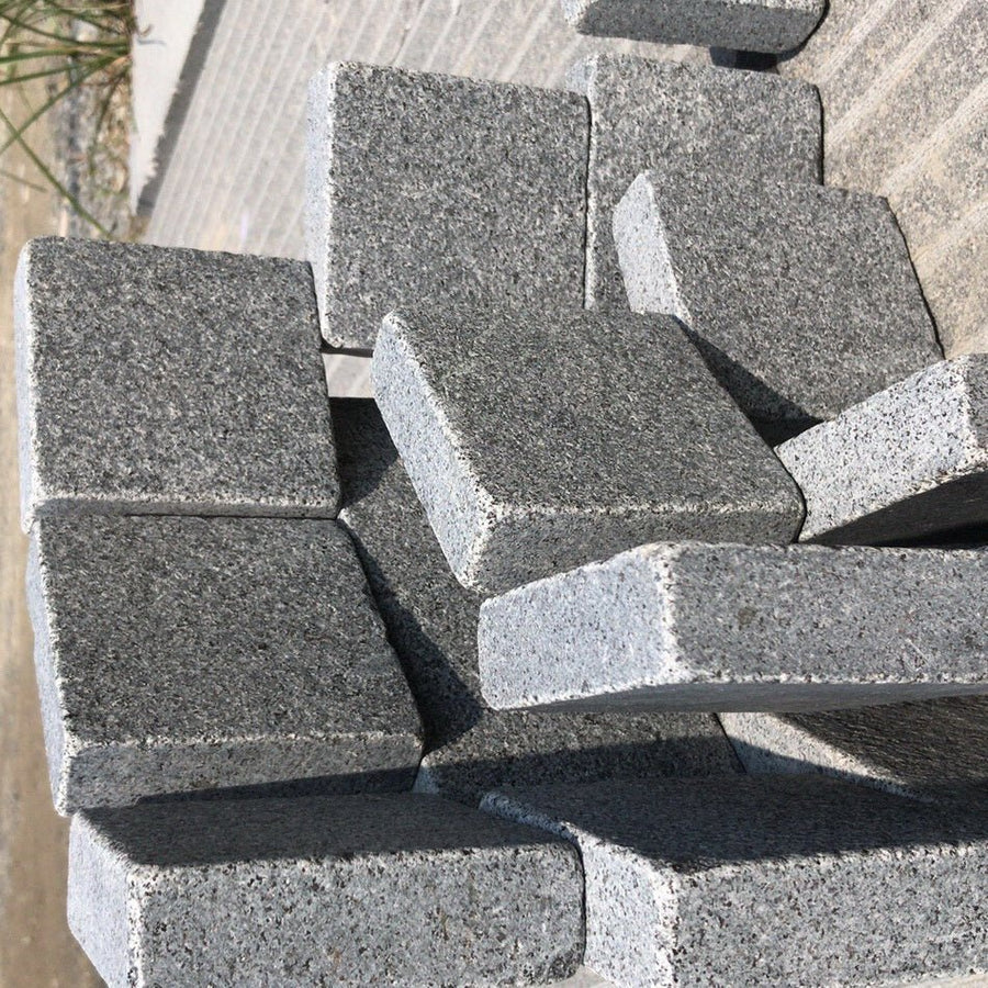 Tumbled Granite Setts for Paving Edges 100x100x30 | Stone Paving Direct
