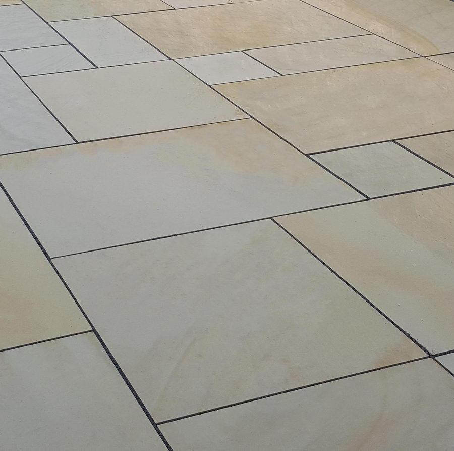 Smooth Mint Fossil Indian Sandstone Paving Patio Packs | Stone Paving ...